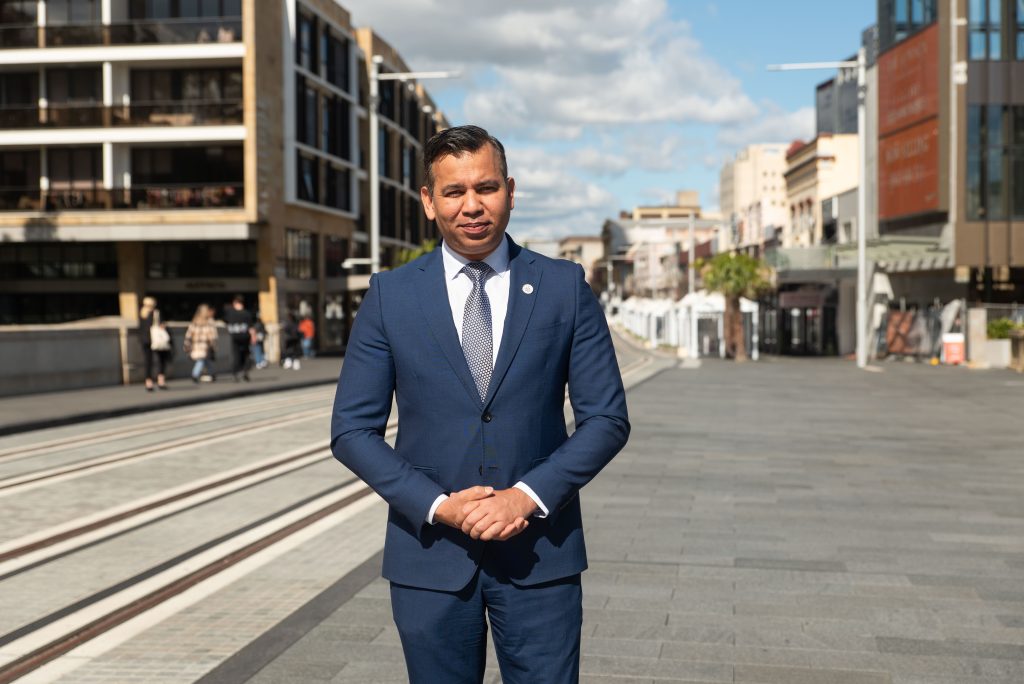 Calls for Vivid to expand west to Parramatta - Parra News